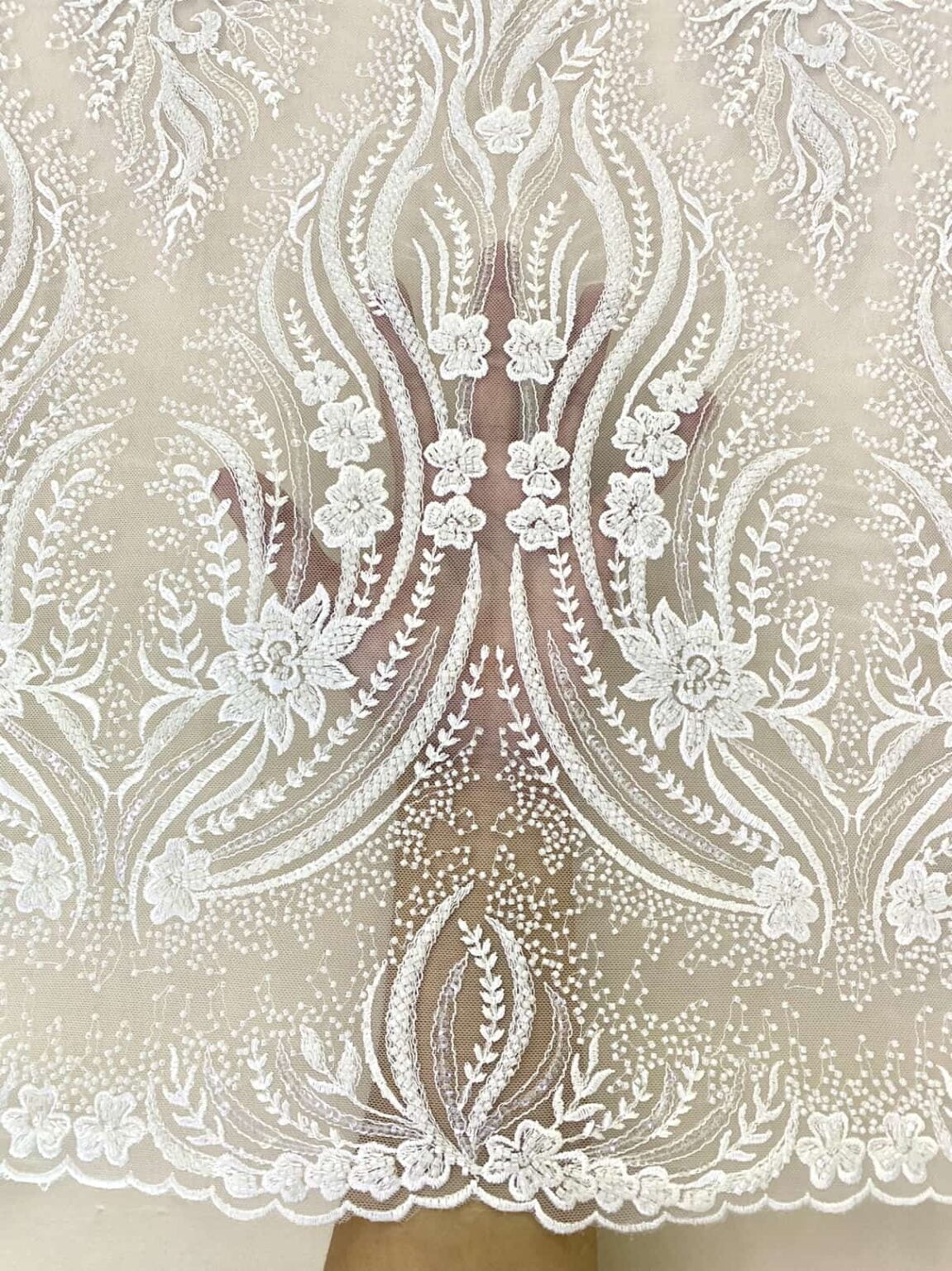 (OFF WHITE) MELANCHOLIA EXQUISITE HEAVY BEADED LACE
