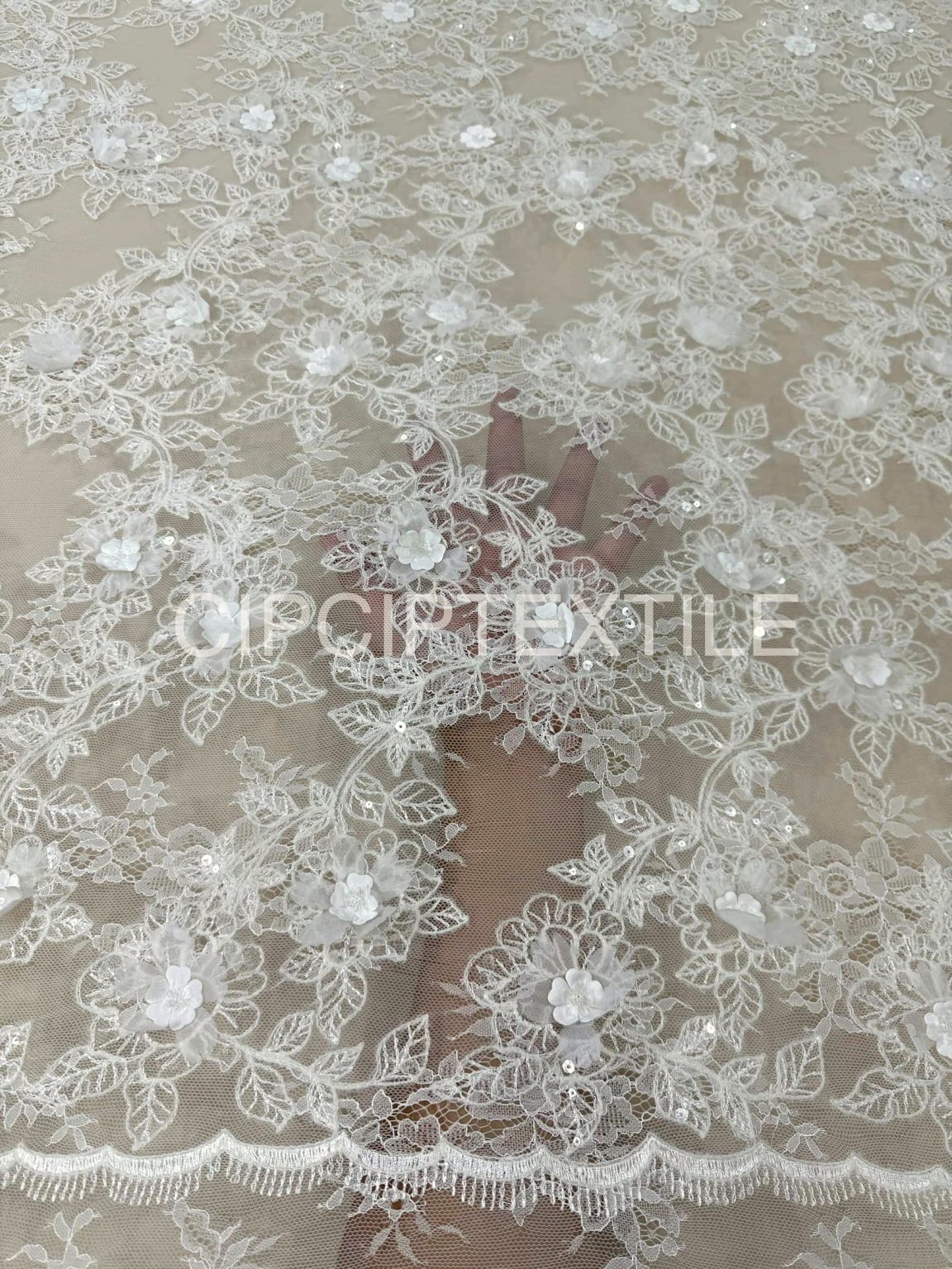 Kain Lace Baju Pengantin Berkualiti Tinggi dan Eksklusif