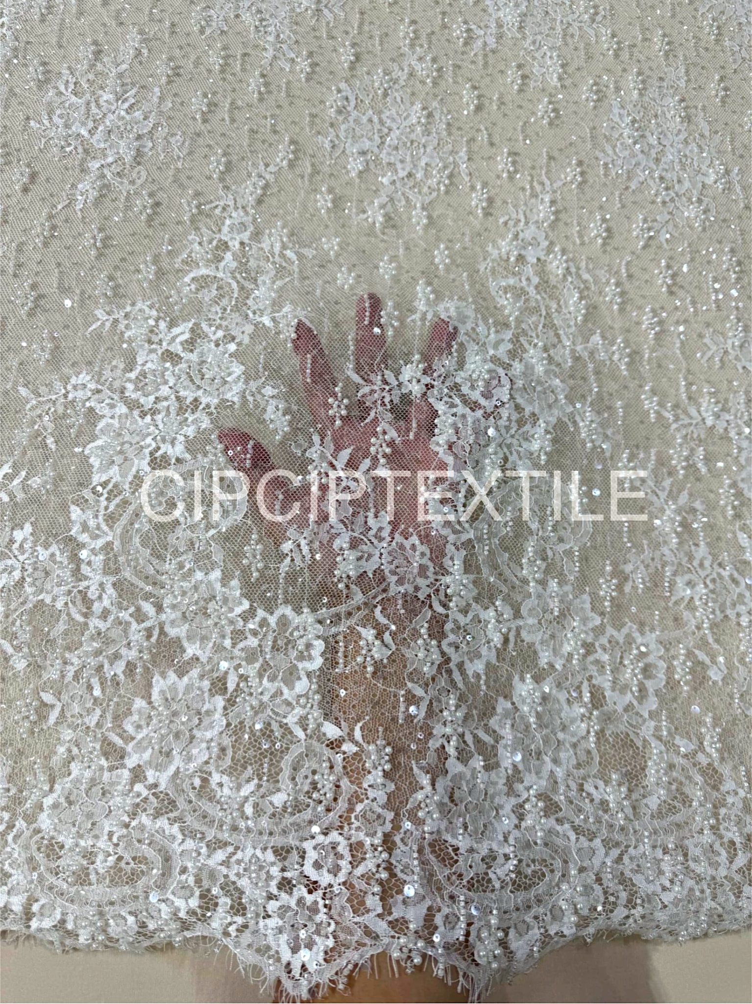 Kain Lace Baju Pengantin Berkualiti Tinggi dan Eksklusif