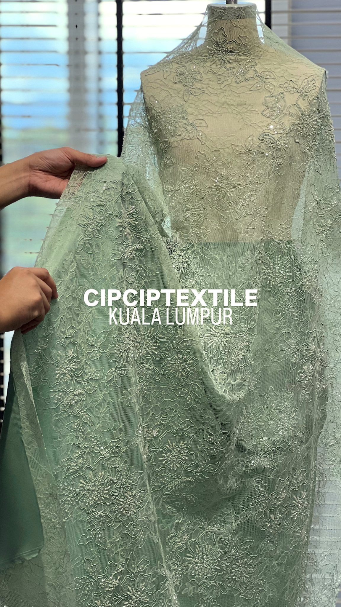 NEW (SAGE GREEN) MANIS HIGH-END FRENCH LACE