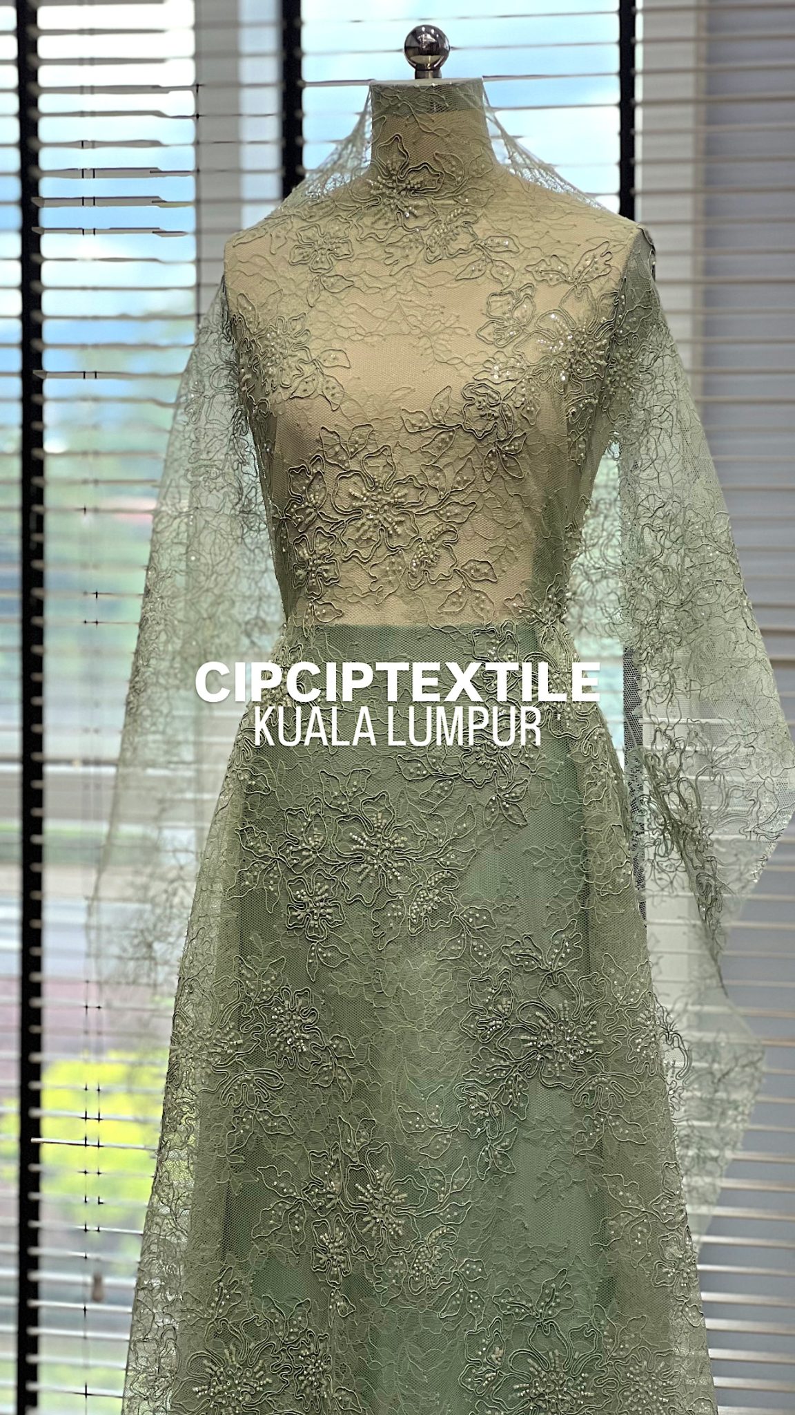 NEW (SAGE GREEN) MANIS HIGH-END FRENCH LACE